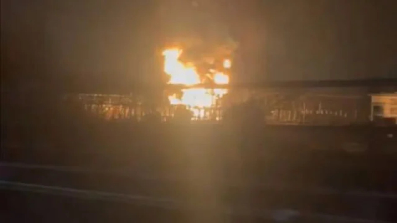 Heathrow Airport Closed After Major Fire Causes Widespread Power Outage ...